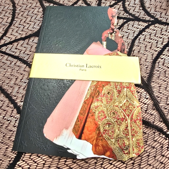 Christian Lacroix | Office | Christian Lacroix Madone Byzantine ...